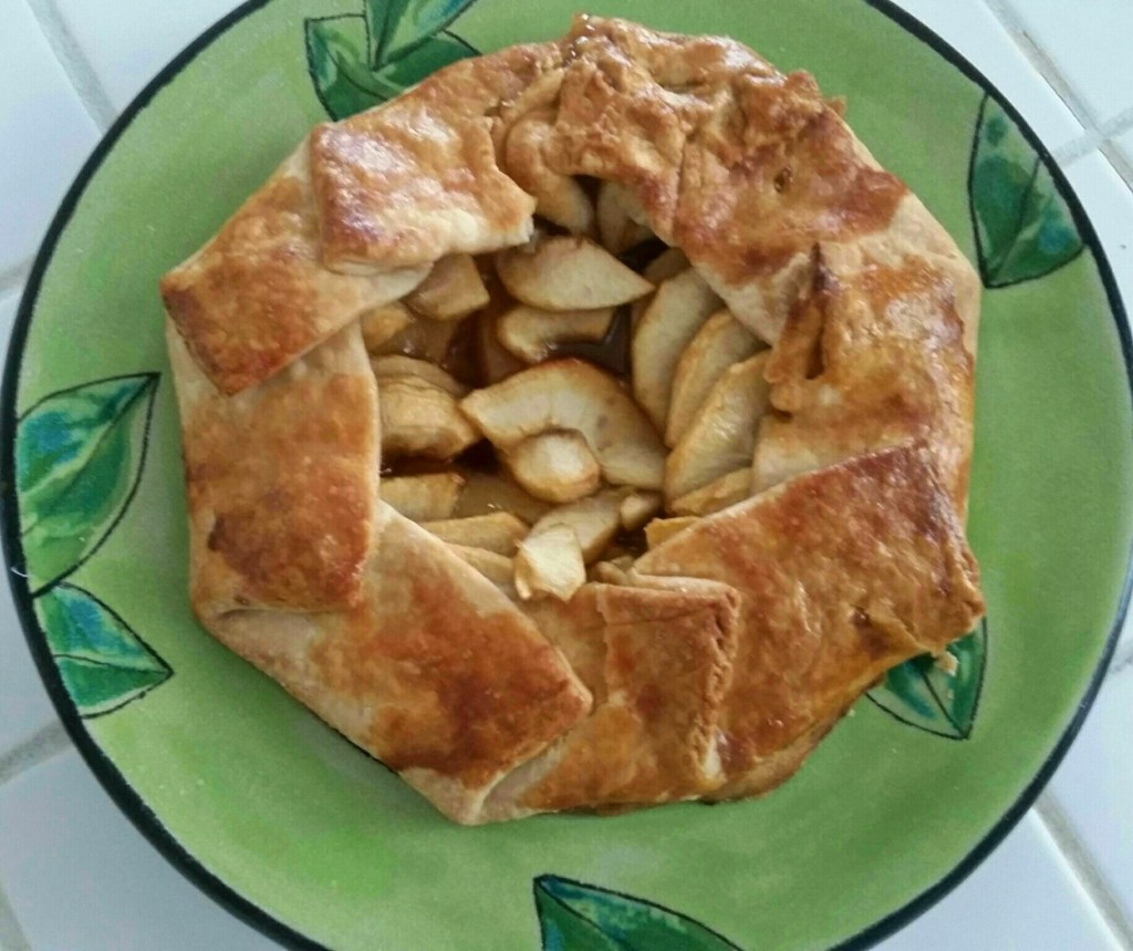 Rustic Freeform Apple Pie – dawns-ad-lib.com®